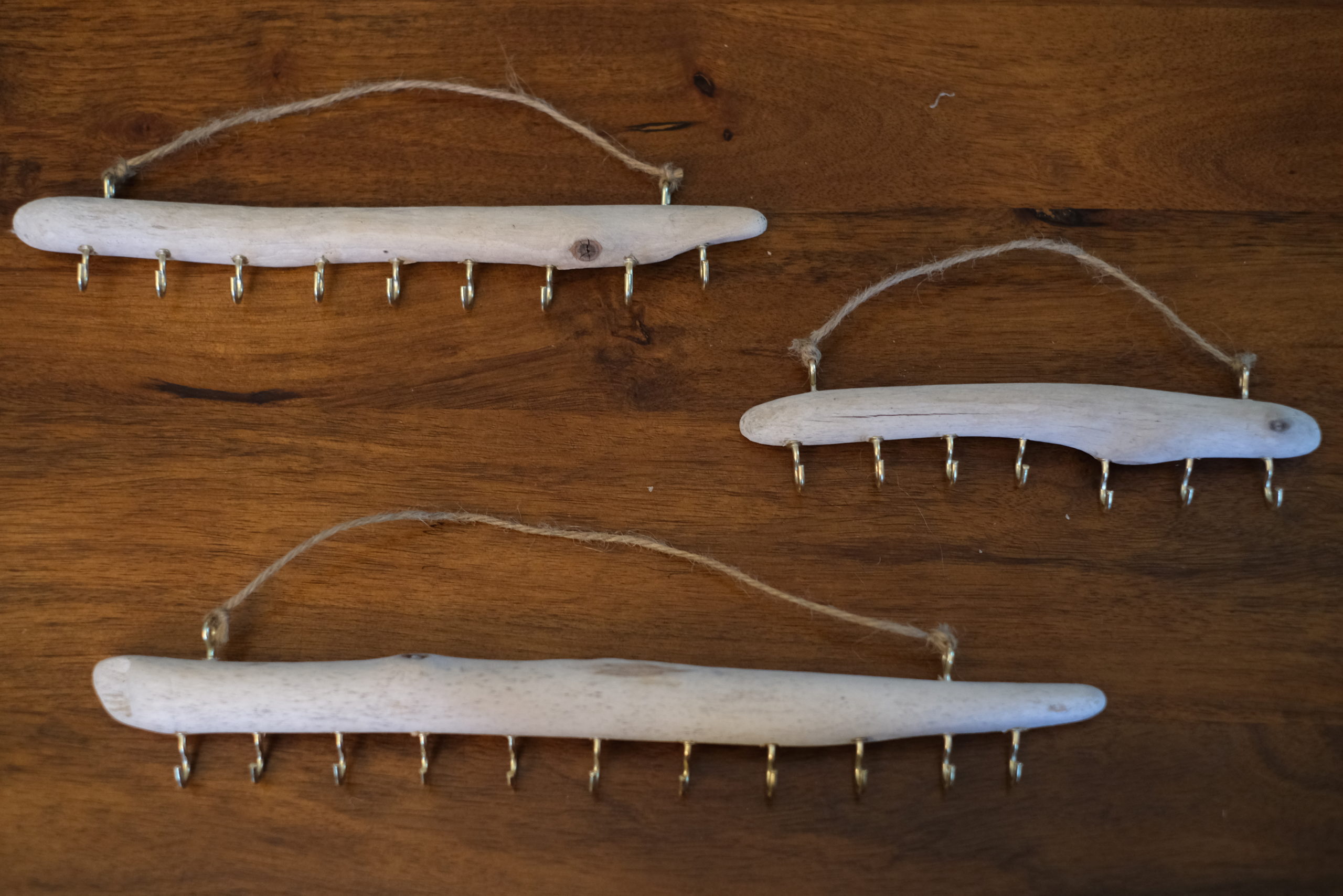 Driftwood Jewelry Hangers – Ronnie Does